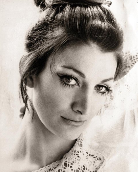 Roberta Grant — RADA