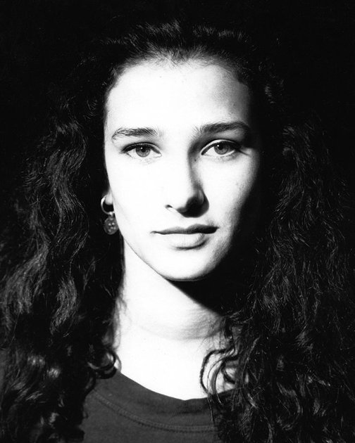 Indira Varma Menselijk Doelwit Indira Varma (@indira_varma_)